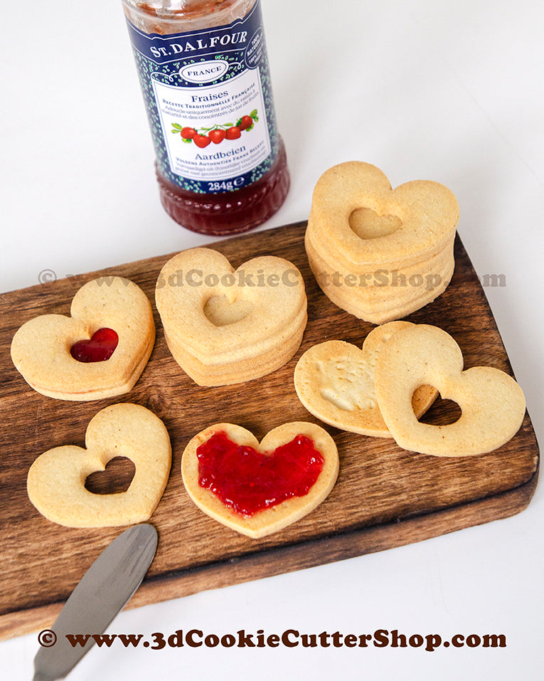 Linzer Cookies Cutter Set + Cookie Recipe | Sandwich Cookie Cutters ...